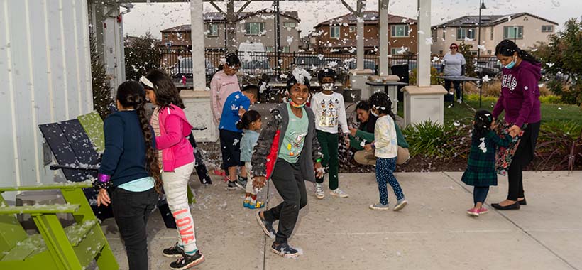 Getting Cozy at the Tracy Hills Winter Wonderland Carnival - Tracy Hills